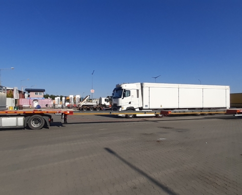 MAX Trailer Telemega 2 x rozciągana, hydrauliczny skręt osi | Wengrzyn